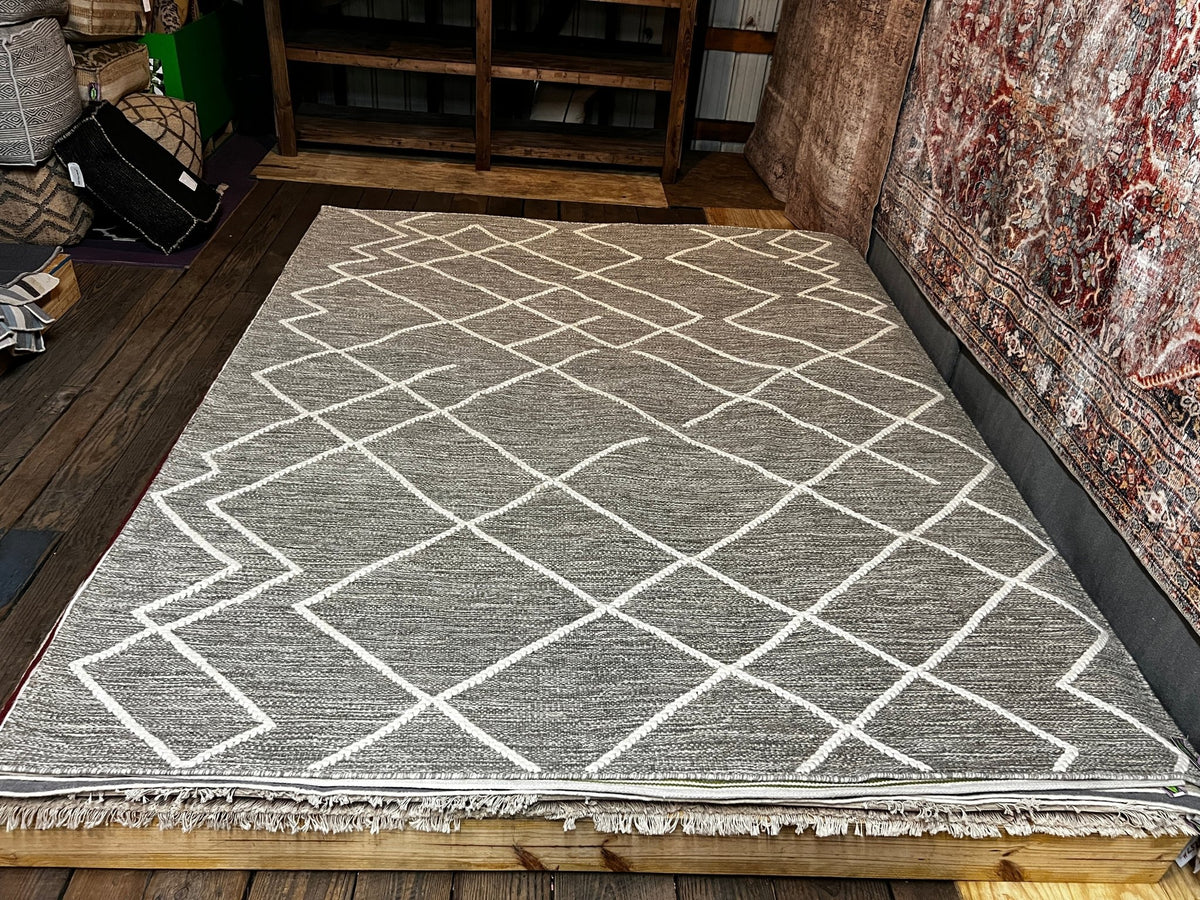Alphonso Marina Grey and White Handwoven Modern Durrie Rug (Multiple S ...
